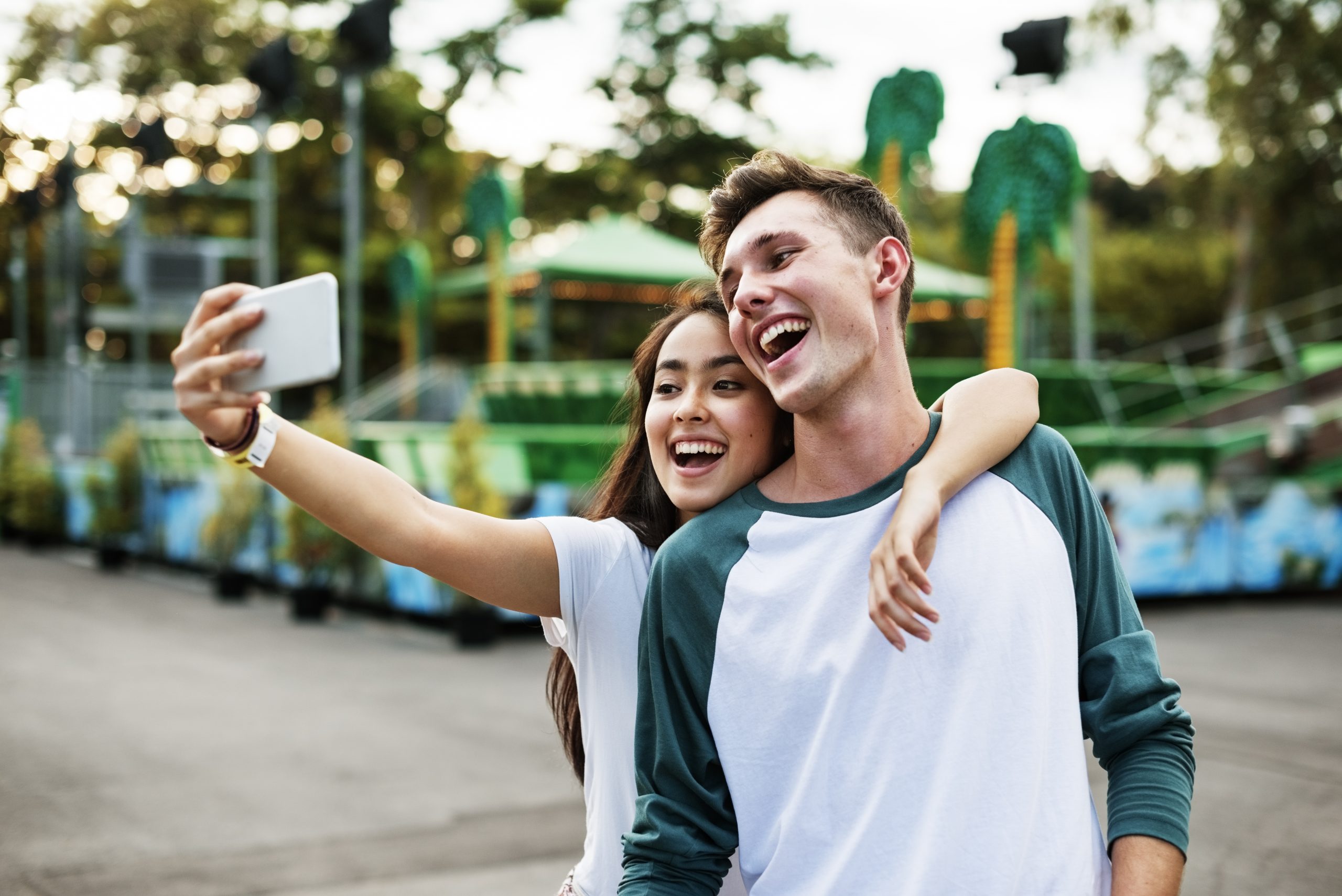 Teen Dating Violence and Relationship Abuse - Monique Burr Foundation